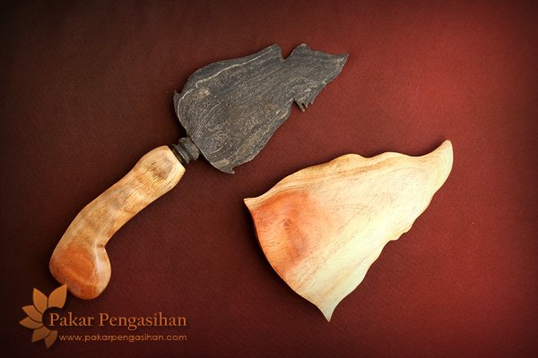 Macam-Macam Keris Semar Mesem dan Kegunaannya....